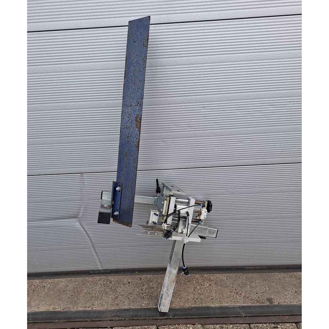 Single pneumatic potting machine, complete and in working condition ...