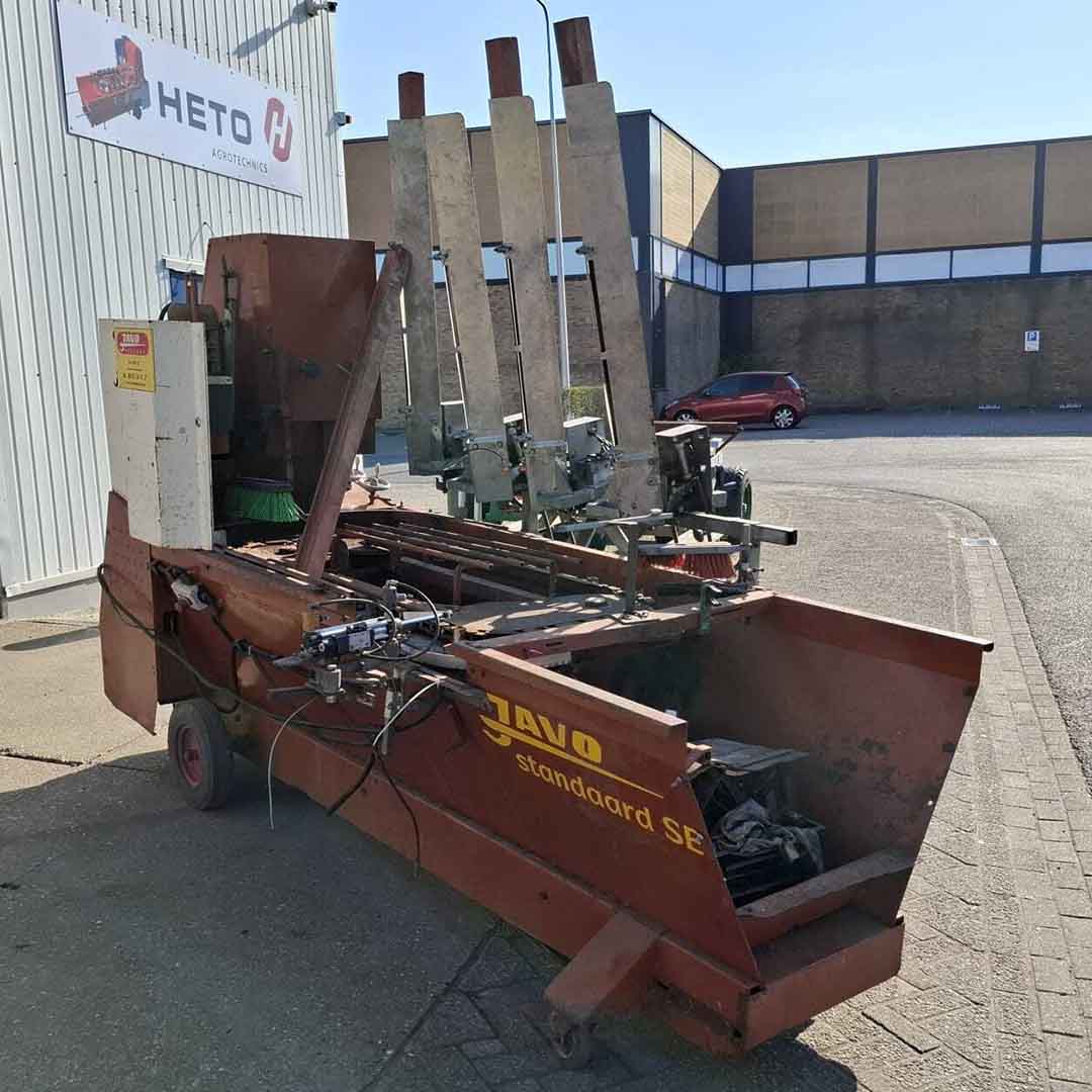 Javo SE potting machine, straight from use, running with 4 pot dispens ...