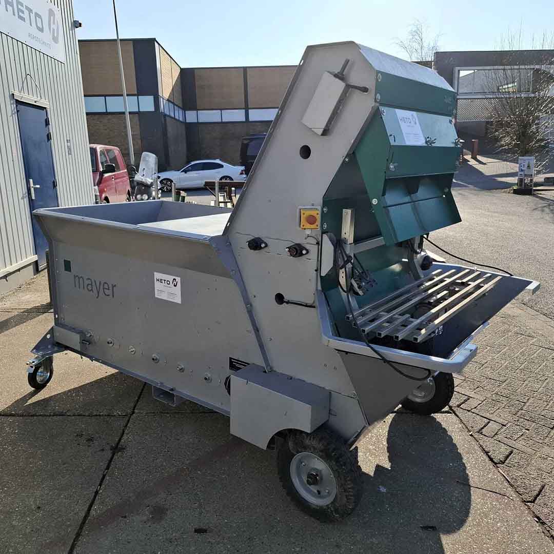 Mayer potting machine for large pots, semi-automatic, in good working ...