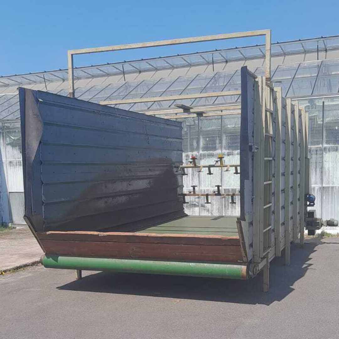 Potting soil bunker complete with cross conveyor and control – Heto ...